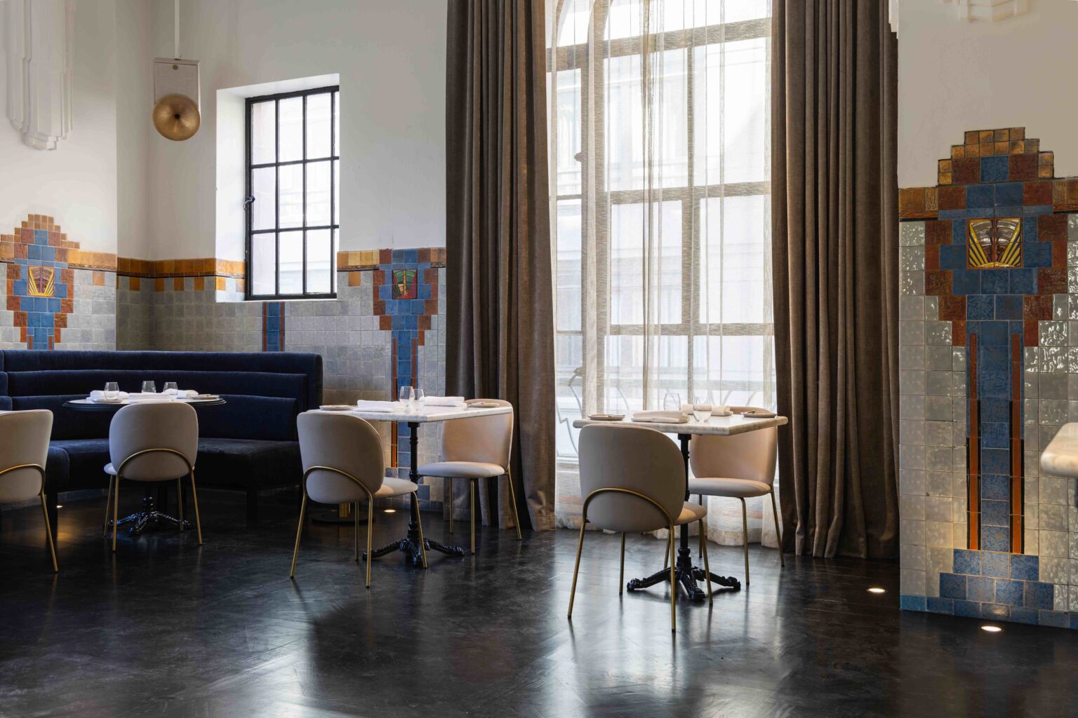 Rodd & Gunn completes four-storey flagship with new Member’s Bar and ...