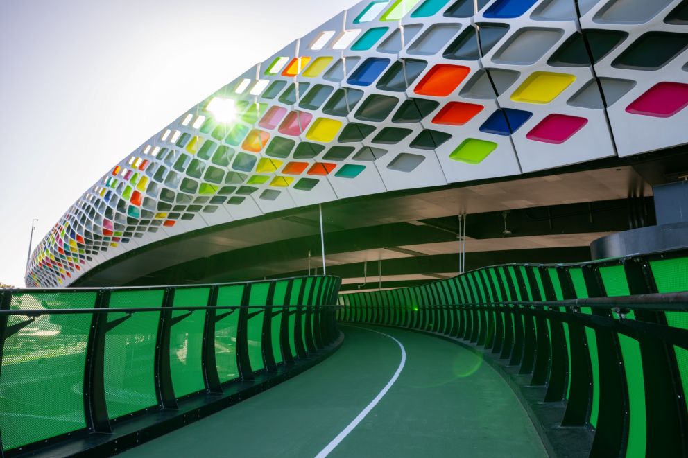 A new 2.5 kilometre veloway linking Footscray to the city is now open ...